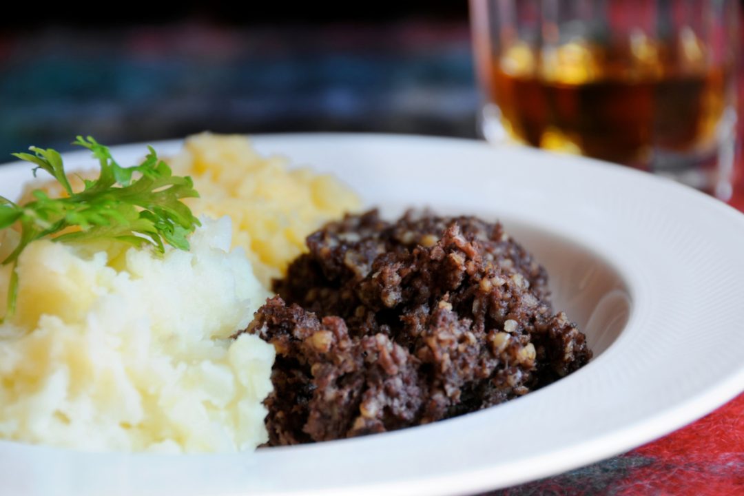 Best British Food: 14 Fun Meals To Try